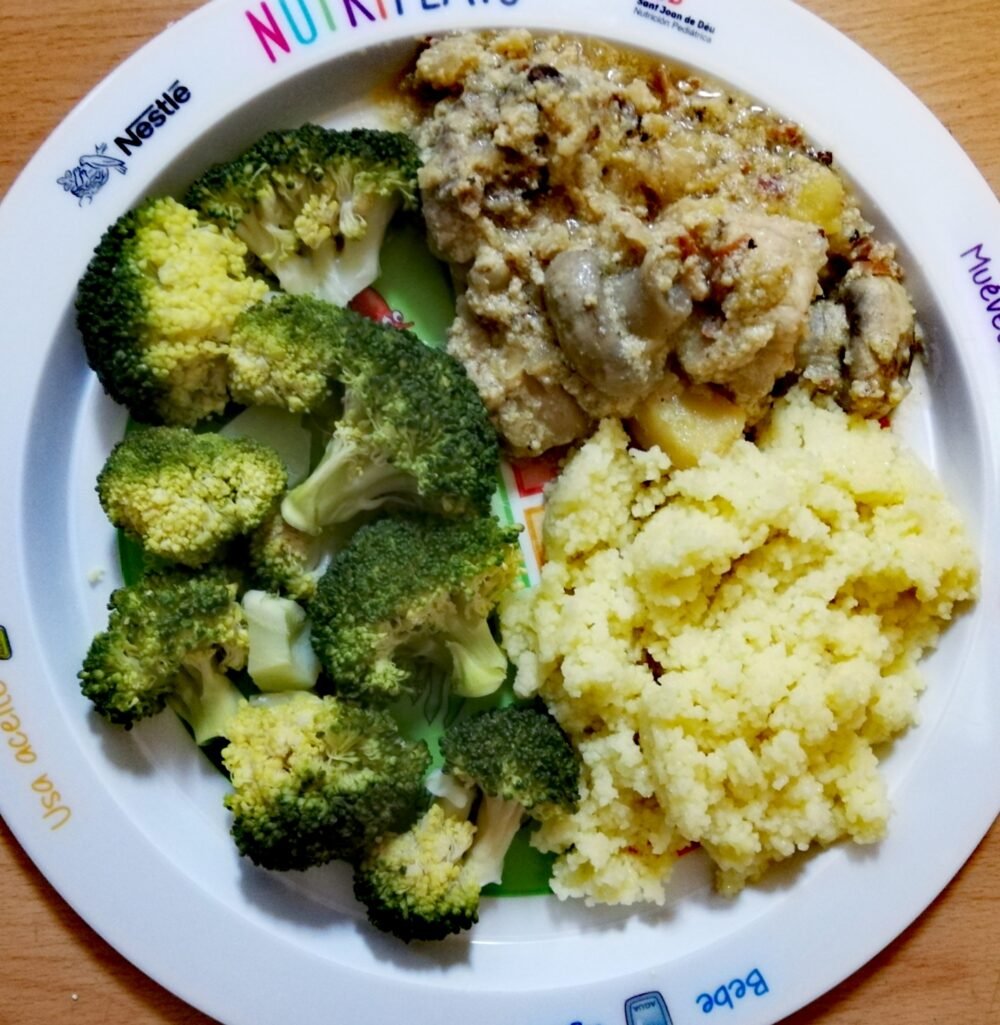 Pollo con champiñones en salsa de coco - La Vida Bonica
